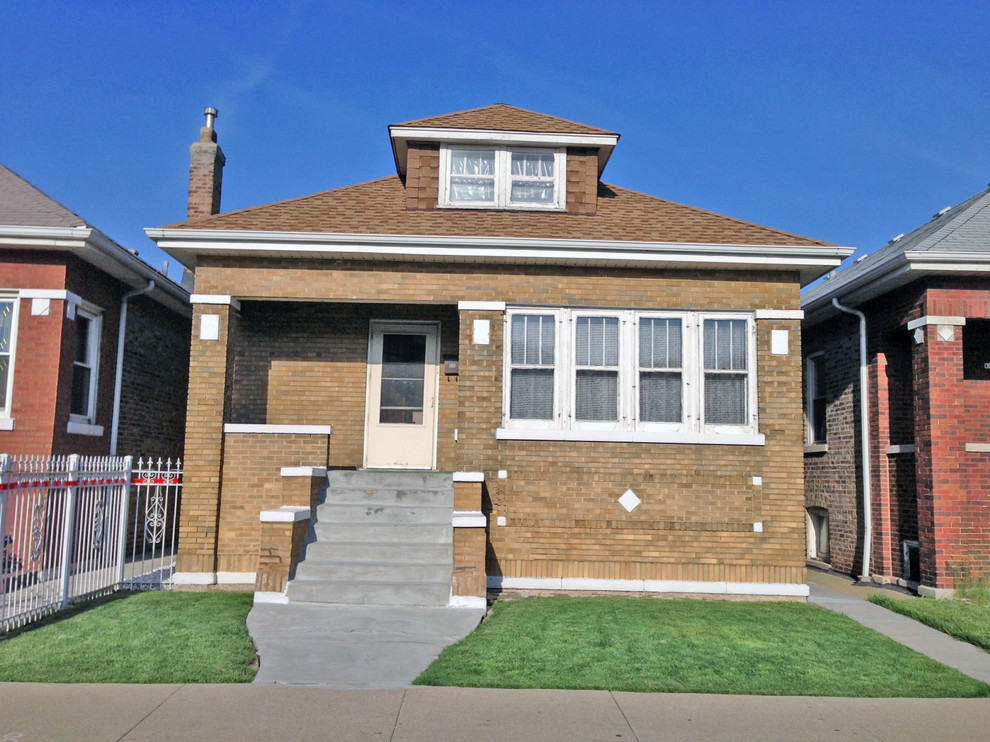 What paint combos go with a Chicago 1922 Yellow-Gold Brick House and ...