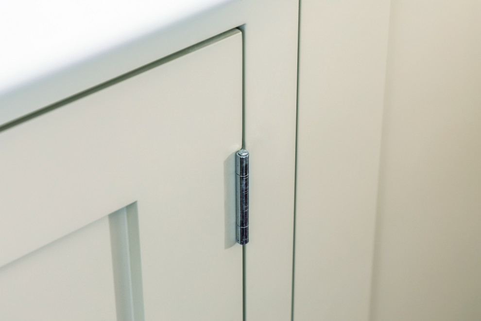 decorative exposed hinges - Campagne - Cuisine - Perth - par Renovation Capital | Houzz