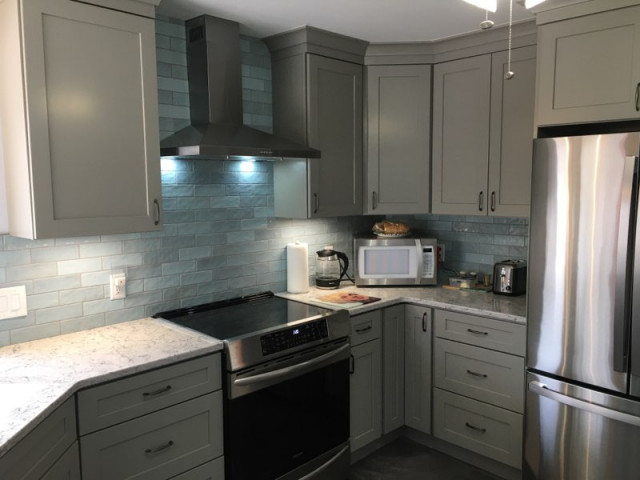 Transitional Kitchen Remodel Done in New Pebble Gray Cabinets - Clásico ...