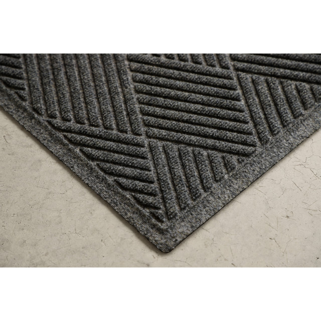 Diamonds 2'x3' Indoor/Outdoor Door Mat, Camel, 2x3 - Transitional ...