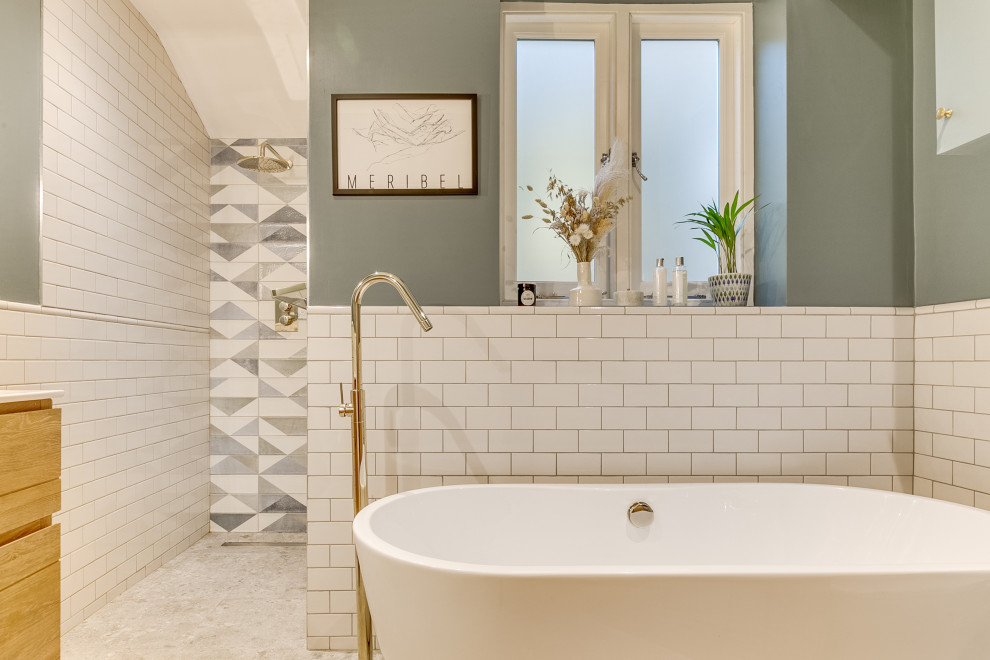 Clapham Ground Floor Flat - Bathroom - London - by Click London | Houzz UK
