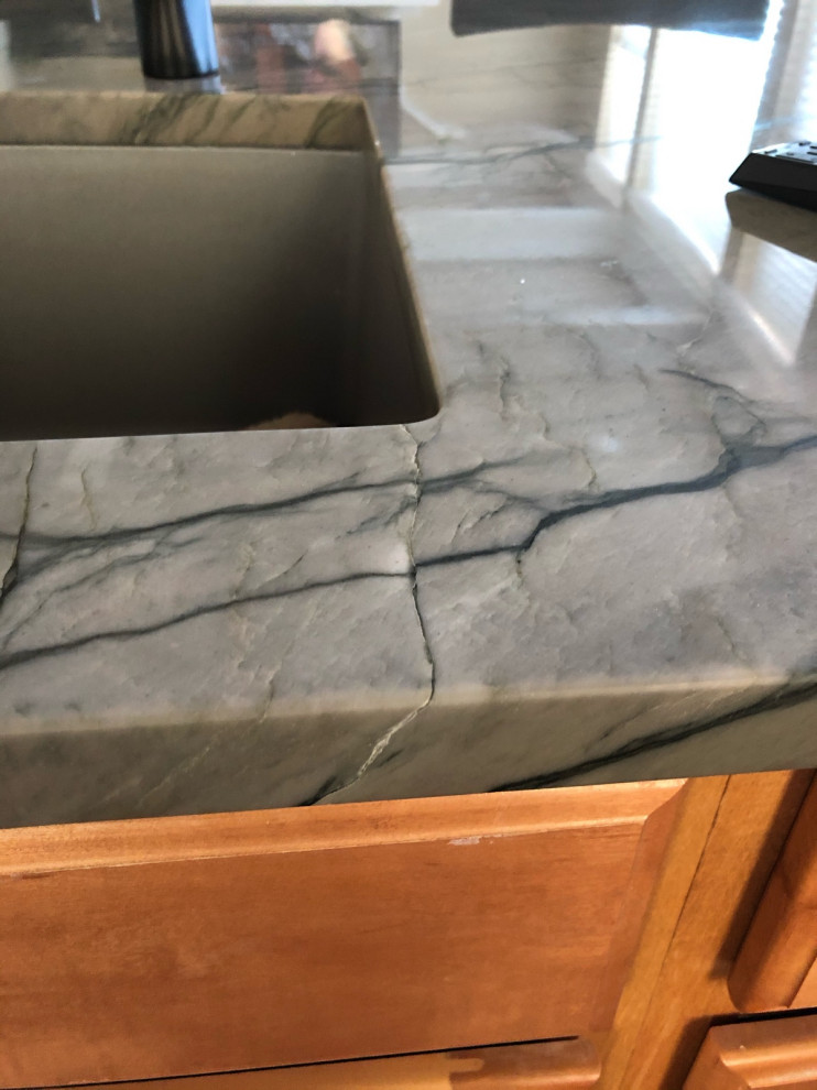 Newly installed granite crack vs fissure?
