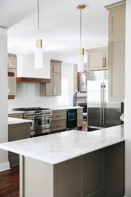 New Build Kitchen - Modern - Kitchen - Kansas City - by Manka Interiors ...