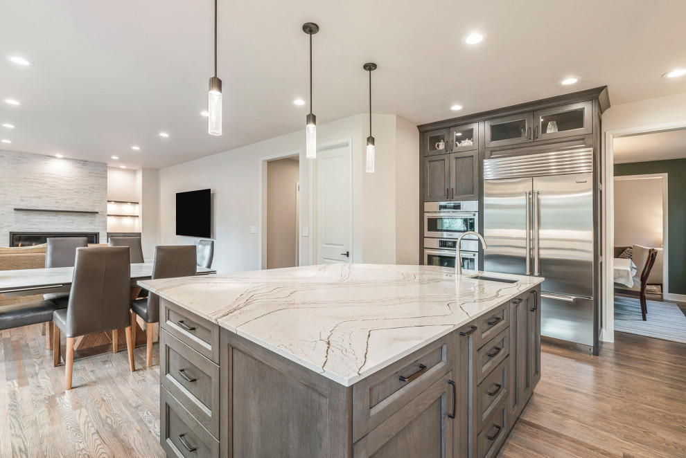 A Modern Look - Modern - Seattle - by Kristin Boston Uniquely Yours ...