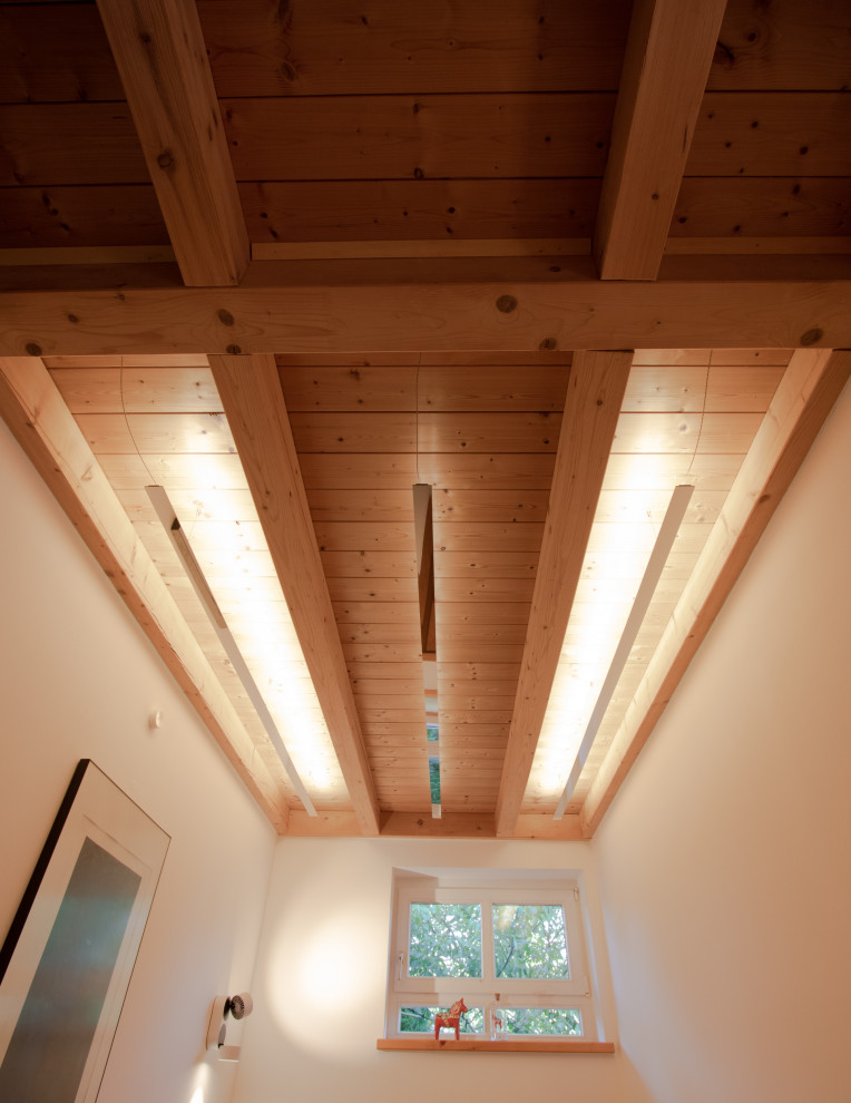 Holzbauweise, klassisch und modern, Neubau mit Holzbalkendecken ...