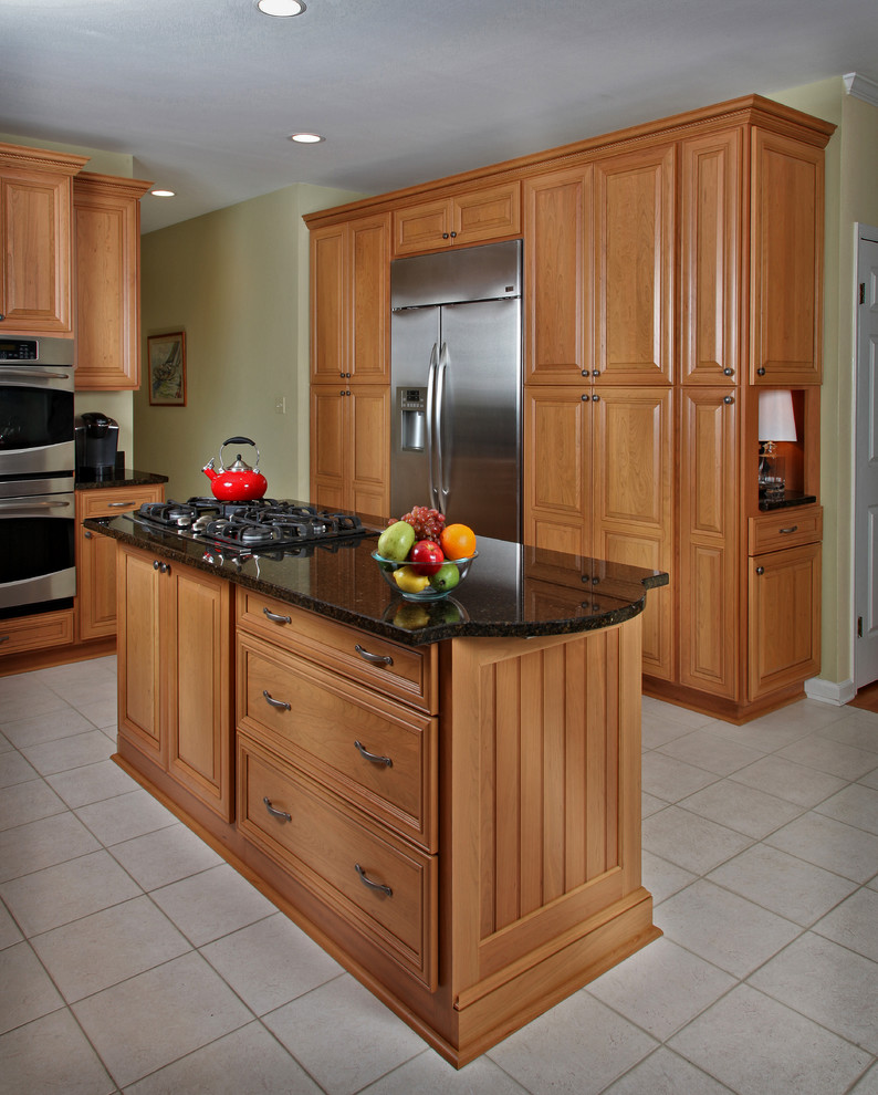 Shallow End Cabinets Offer a Sliver of Highly Functional Space