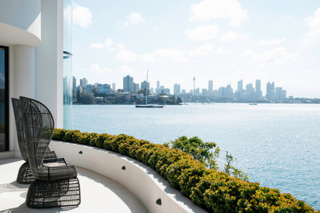 A Luxe Sydney Waterfront Mansion With Harbour Views | Houzz AU