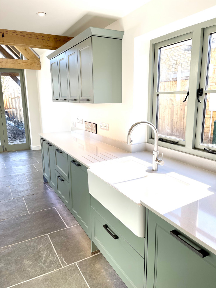 Cascada Reed Green kitchen with Quartz worktops Sierra Oak breakfast ...