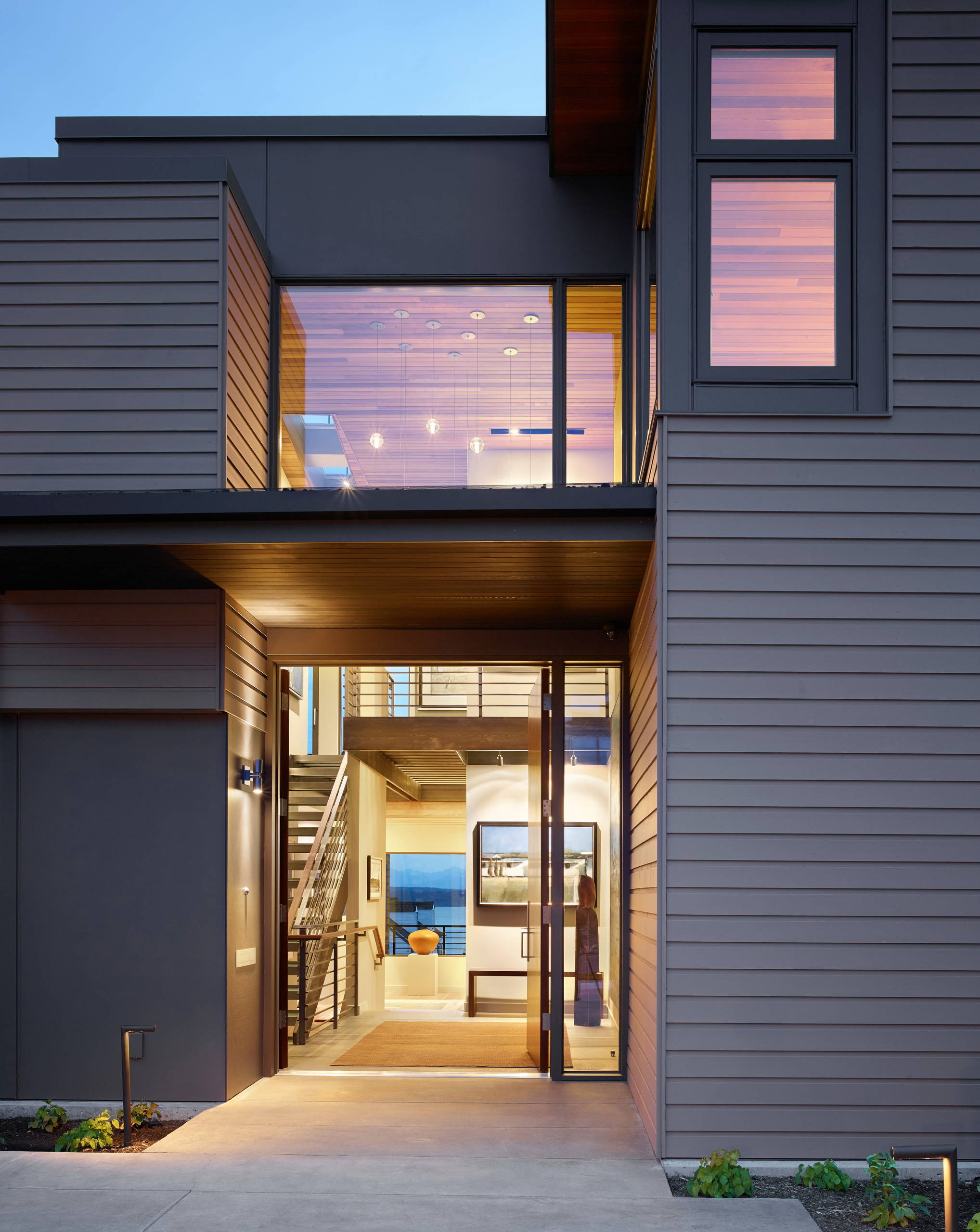 Houzz Tour: A New Home Designed as a Gallery