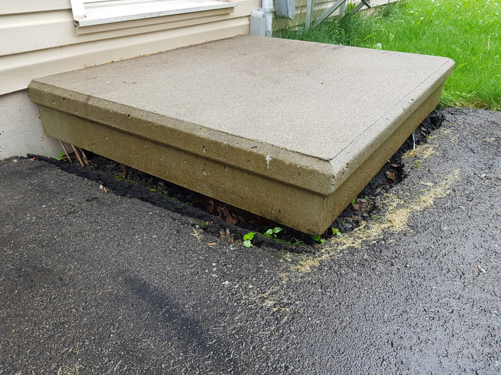 Precast Concrete Step Bolted to Foundation - Prevent Frost Heaves?