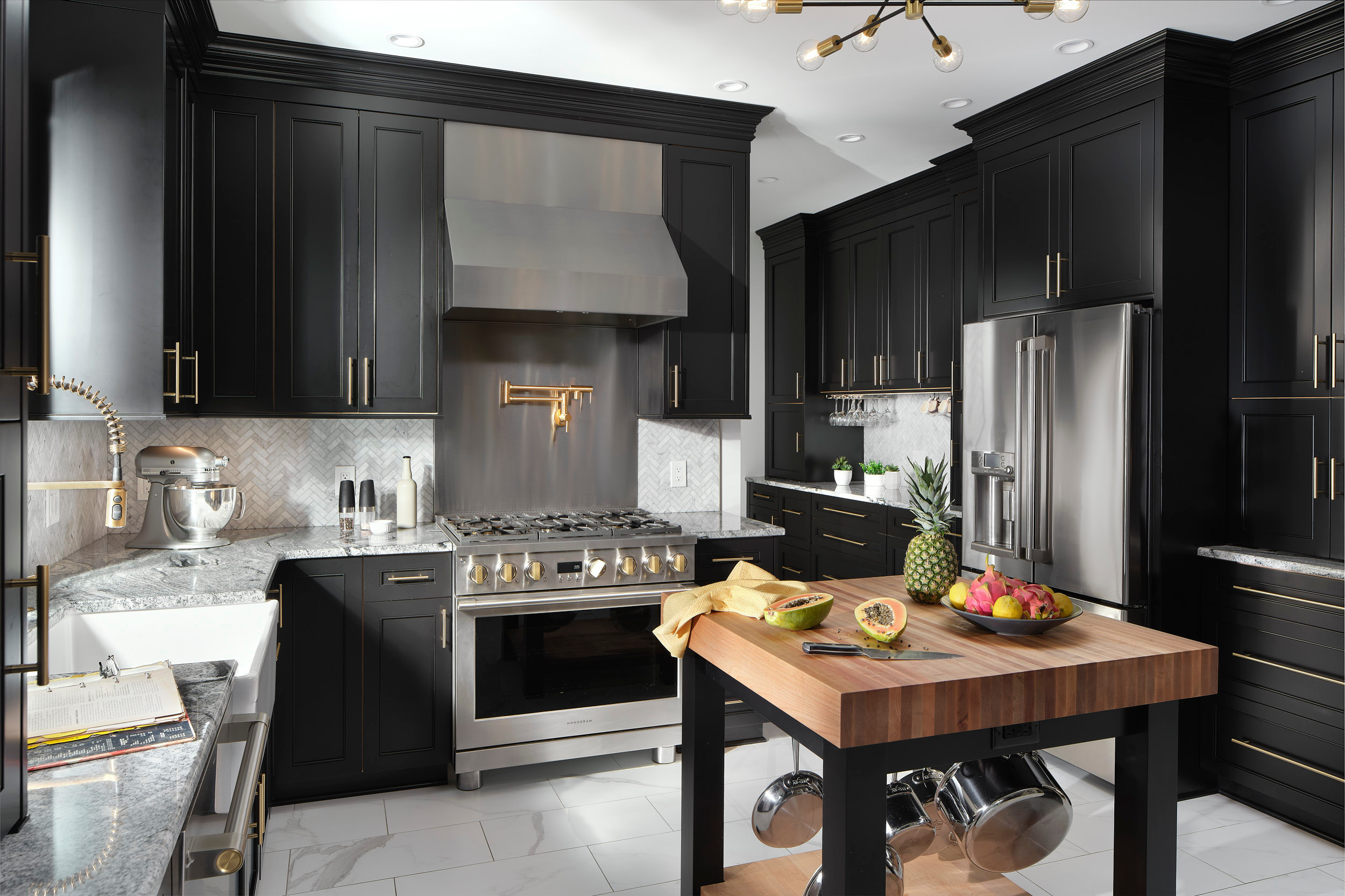Houzz Kitchens With Quartz Countertops Honey Oak Kitchen Photos