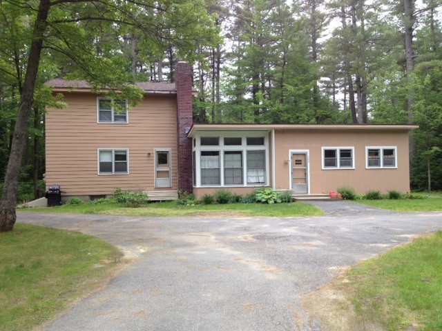 ideas needed to tie two buildings to look like one