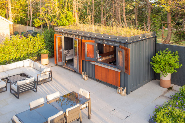 The Container Bar Garden - Contemporain - Jardin - Hampshire - par ...