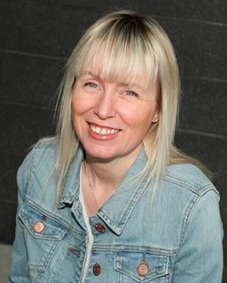 TRACEY MACKENZIE - Project Photos & Reviews - Town of Mount Royal, QC ...