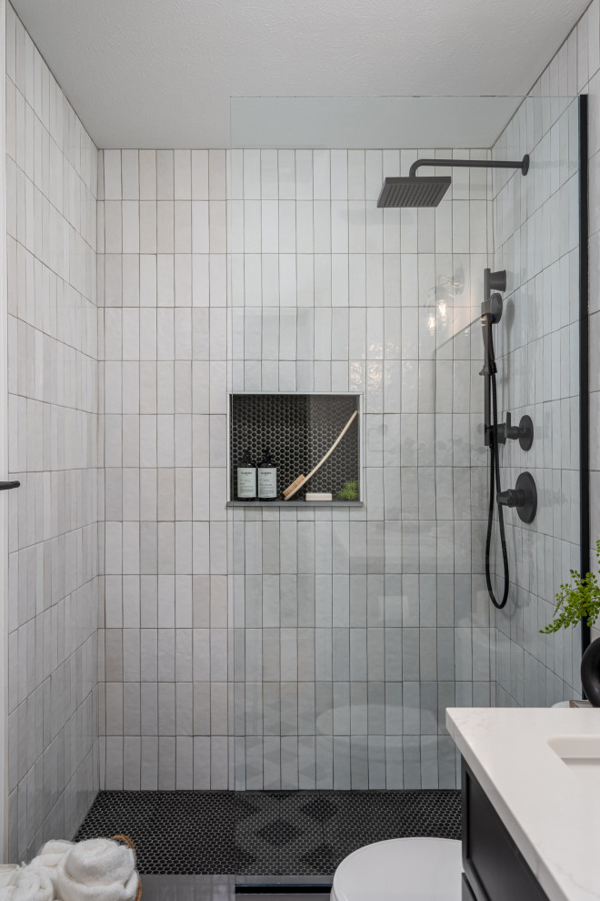 Black & White with Gold All Over - Bathroom - Grand Rapids - by Delight In Designs | Houzz