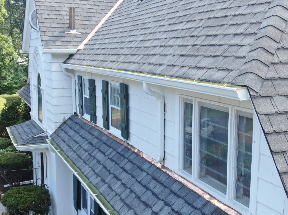 Hamden, CT - Architectural Asphalt & Flat Roof - Traditional - Exterior ...