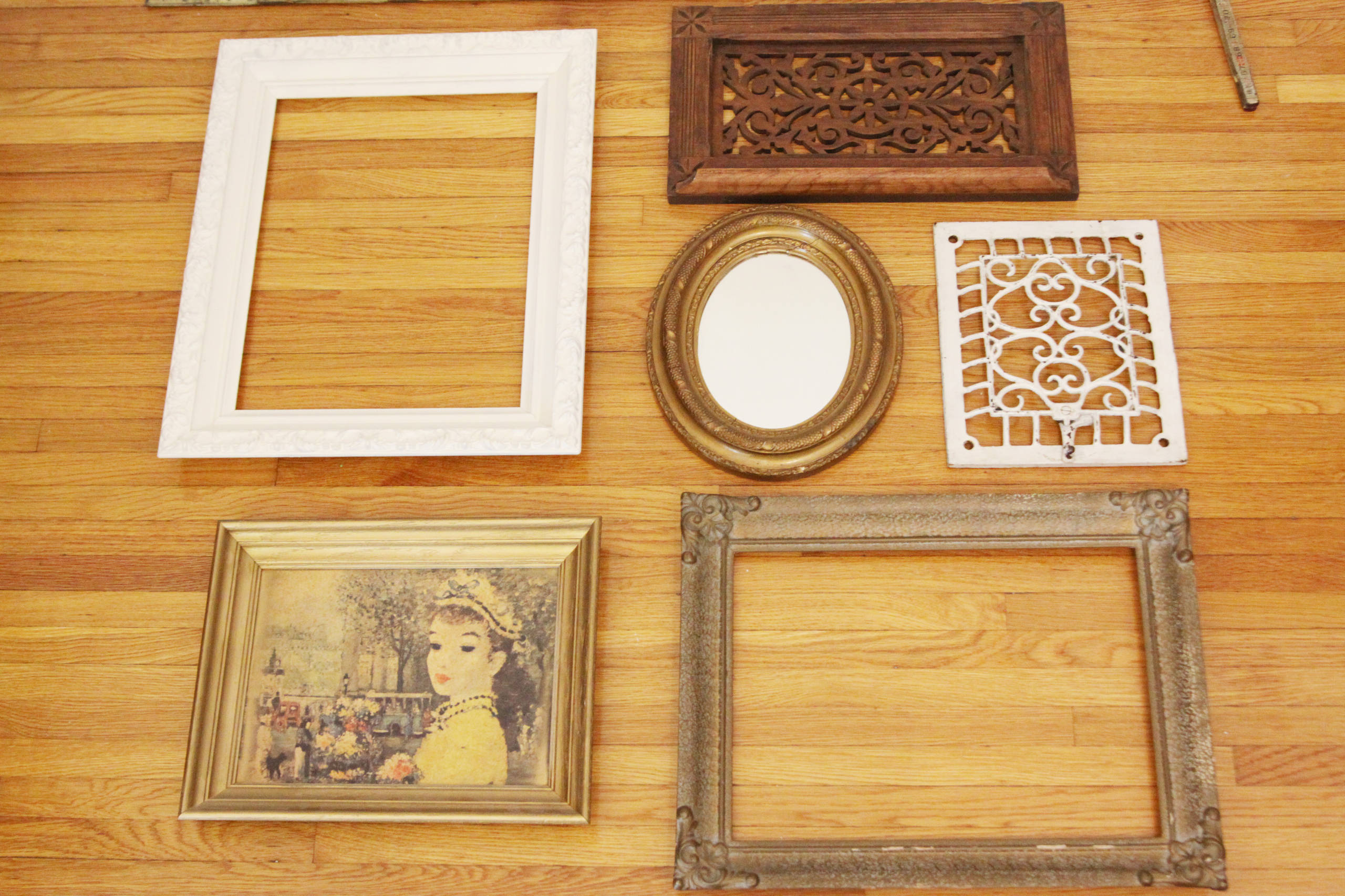 Handmade Home: How to Design a Gallery Wall