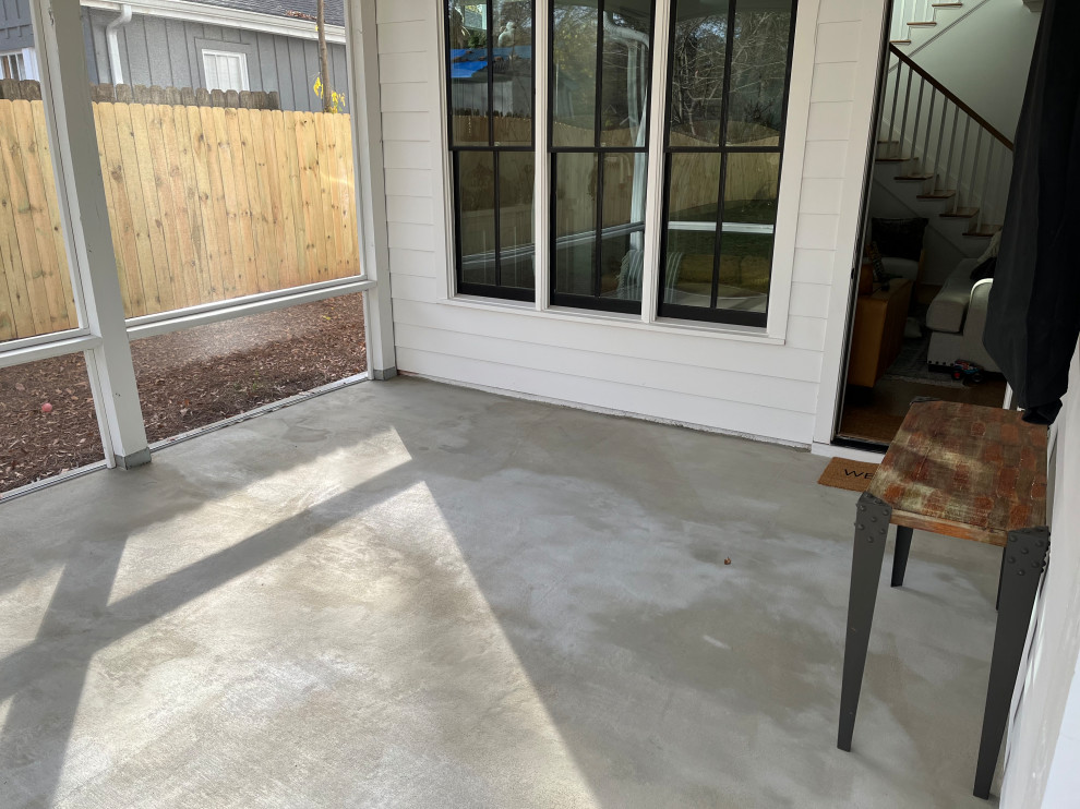 Make screened in porch floor level look nicer