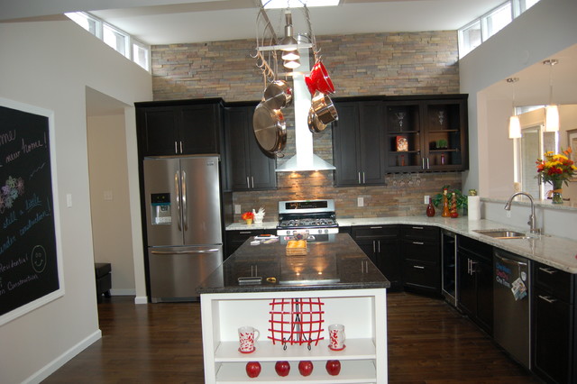 Slate Stacked Stone/Ledger Panel Kitchen Backsplash - Modern - Kitchen ...