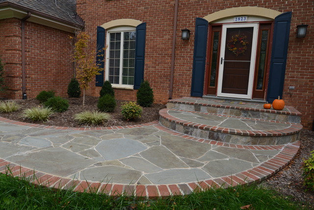 Pennsylvania Variegated Irregular Flagstone w/ Brick Border on Concrete ...