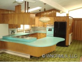 This is the kitchen of a great time capsule atomic ranch that i am ...