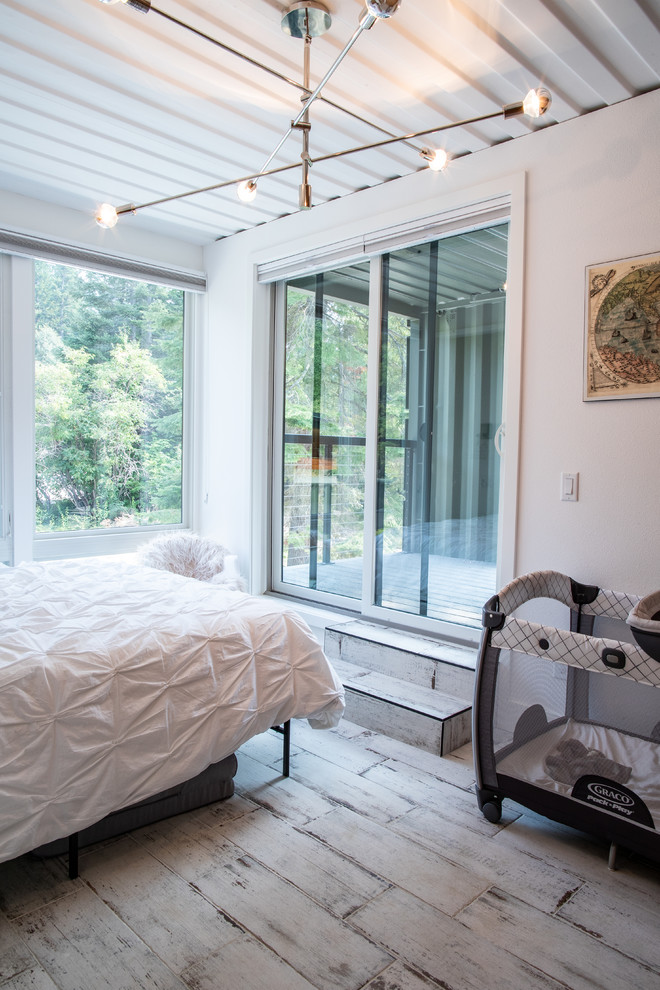 Cascade Container Home - Modern - Seattle - by One-Way Construction NW ...