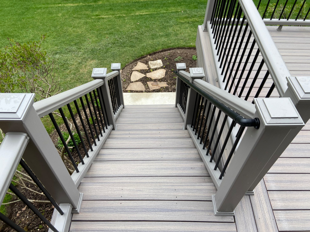 Rocky Harbor- Trex Deck Palatine - Chicago - by Platinum Decking | Houzz