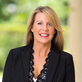 STAGING ABODES / LORRI BRUNO REALTOR - Project Photos & Reviews ...