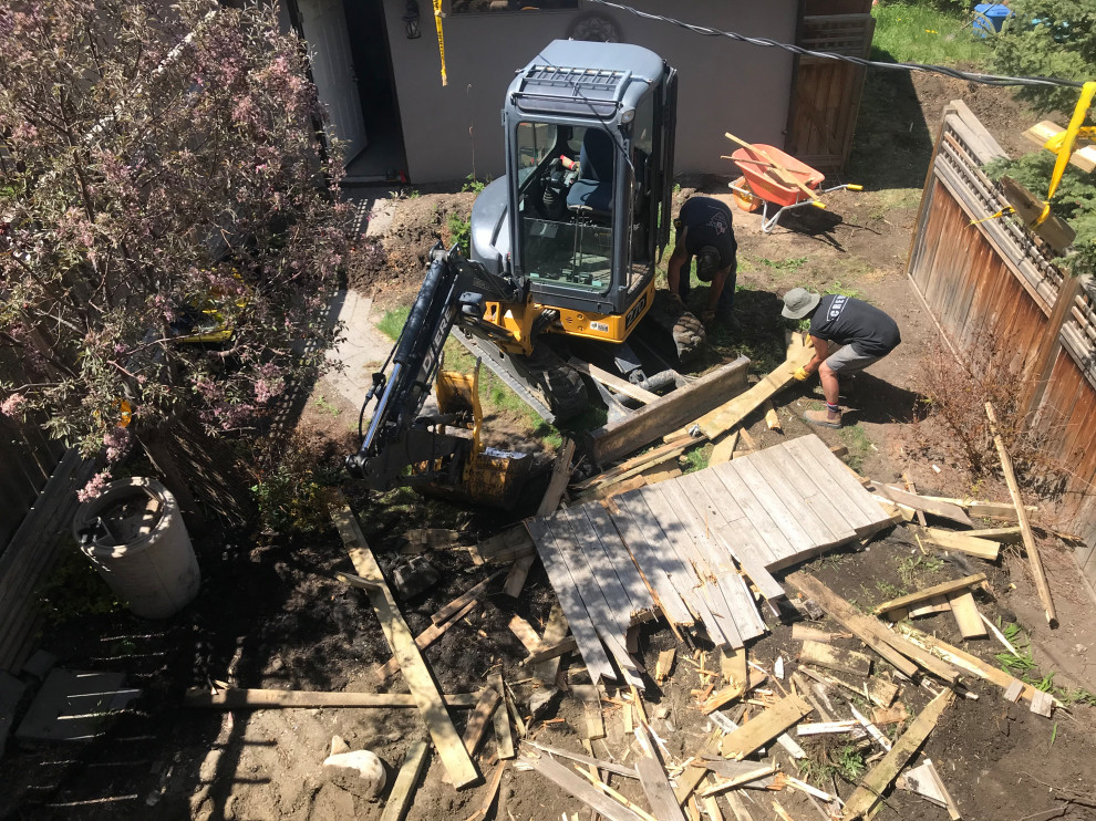 Infill Paver Patio - Traditional - Garden - Calgary - by Twisted Rock ...