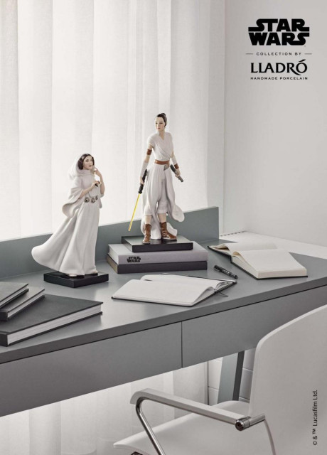 Lladro Rey Star Wars Figurine 01009414 - Contemporary - Decorative ...