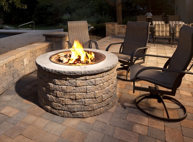 EP Henry Fire Pit Kit - Terrasse et Patio - New York - par V&S ...