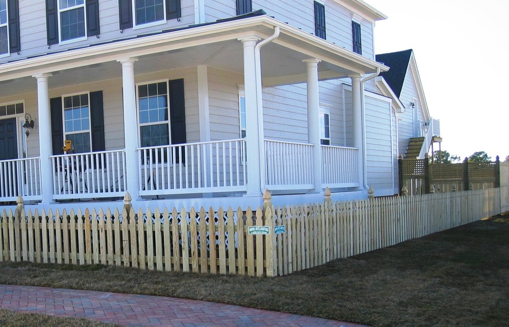 Colonial Gothic Picket Fence 3 - Baltimore - by Mid-Atlantic Deck and ...