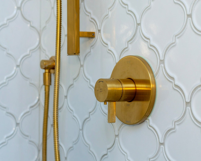 Riobel gold finish shower system with wall mount rainhead - Traditional ...