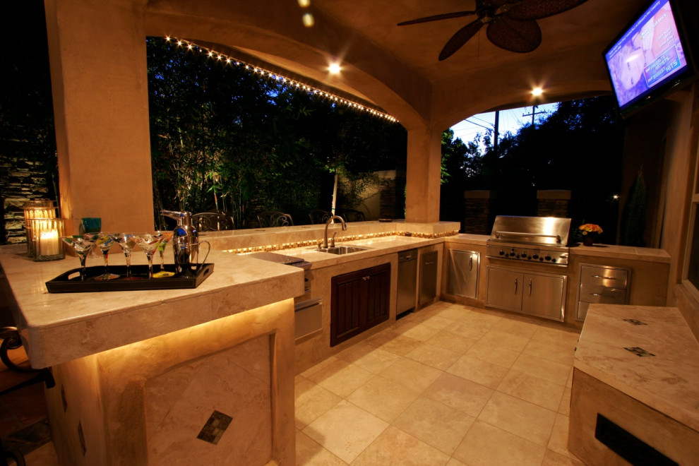 10 Party-Ready Specialty Outdoor Kitchen Features