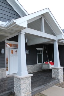 Craftsman Ranch - Craftsman - Exterior - Chicago - by Allen Schrock ...