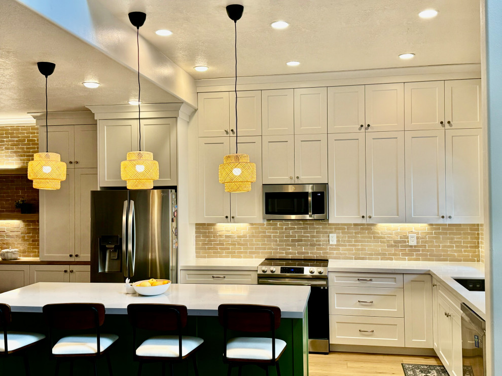 Morrison Kitchen - Midcentury - Kitchen - Salt Lake City - by Winfree ...