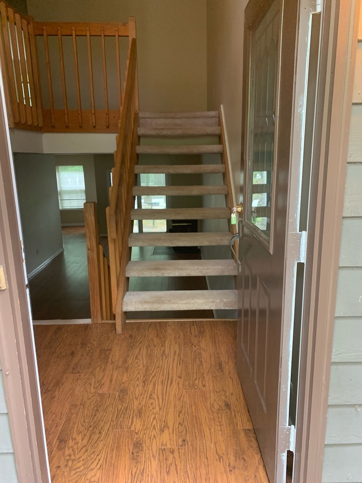 Need budget friendly ideas to update 80s staircase | Houzz Forum