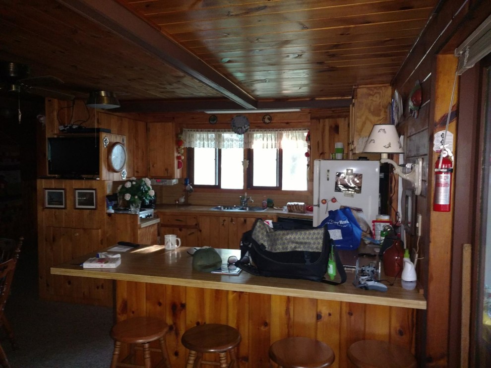 Totally stumped, cabin flooring???
