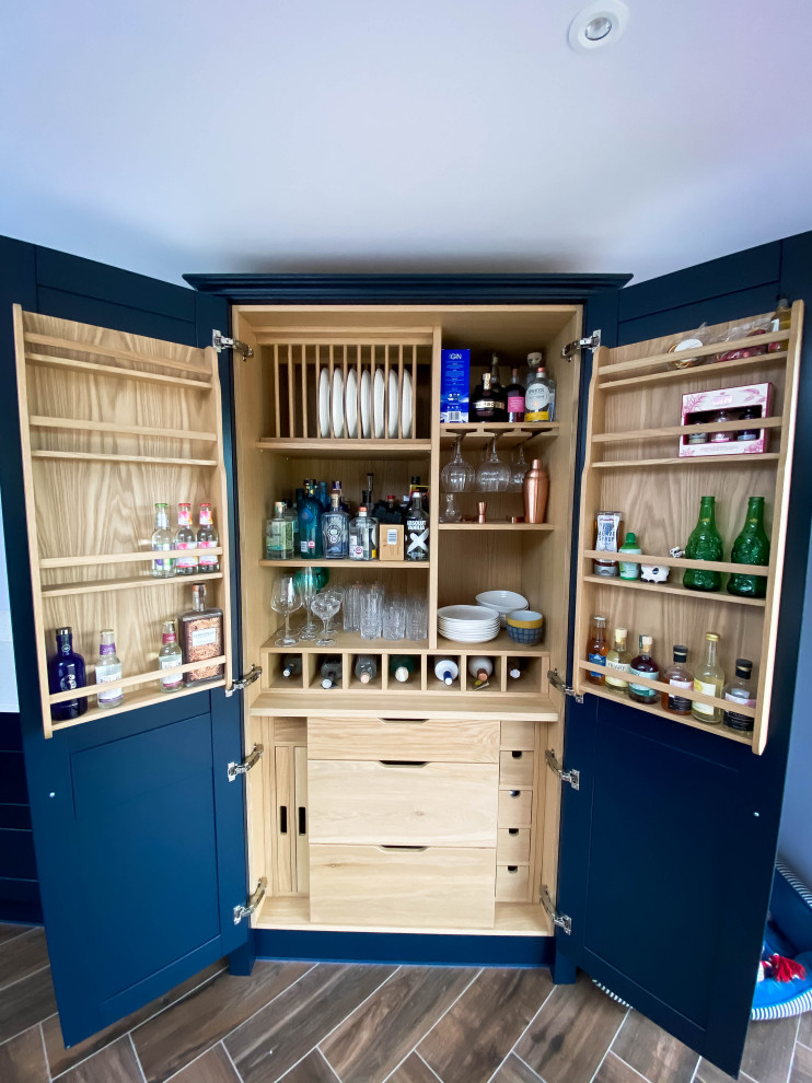 Stunning Open-Plan Navy Shaker Kitchen with Impressive Island and ...