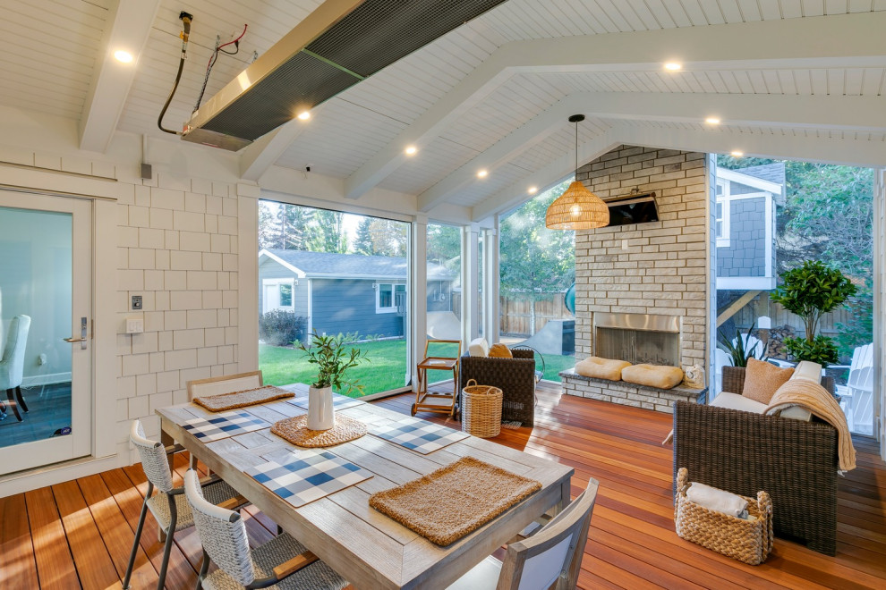 Screen Room with Phantom Motorized Screens, Fixed Screens, and XL Door ...