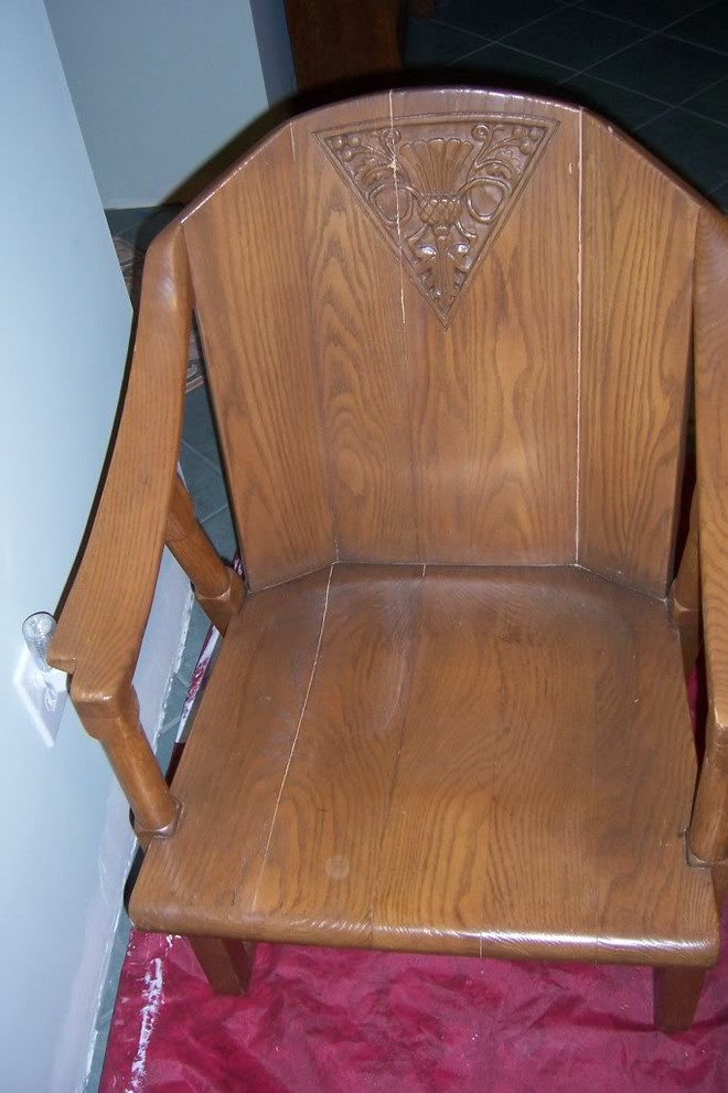 Help identifying this chair