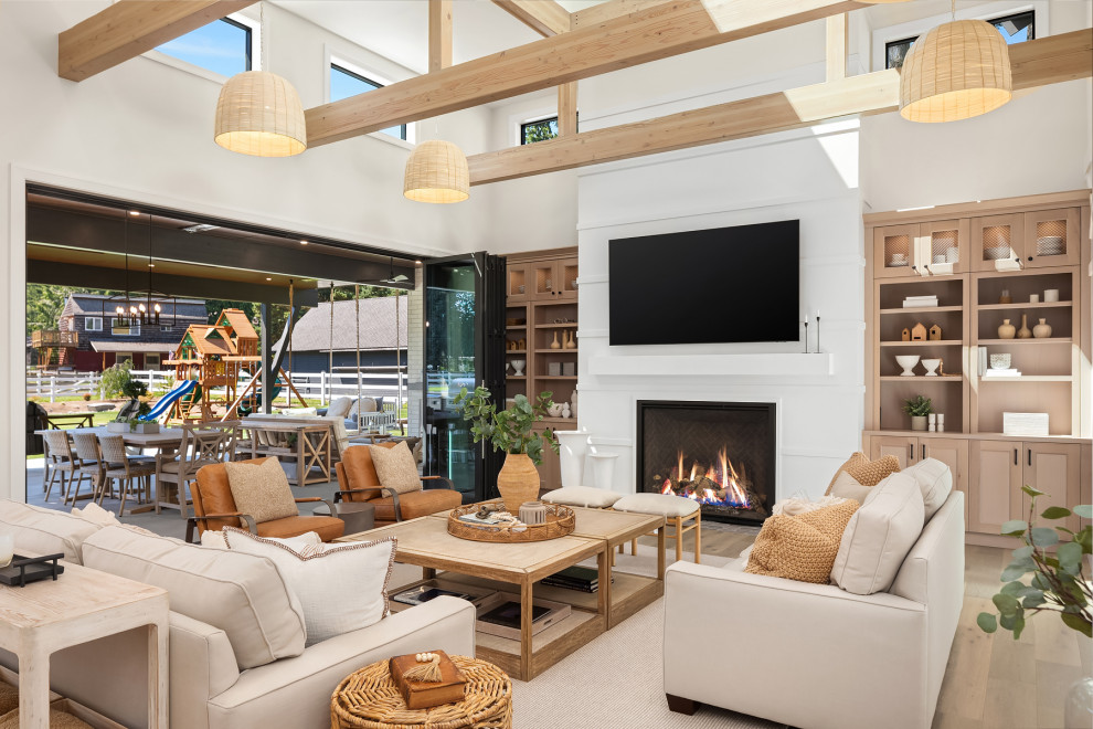 Silver Spurs - Transitional - Living Room - Seattle - by Enfort Homes ...