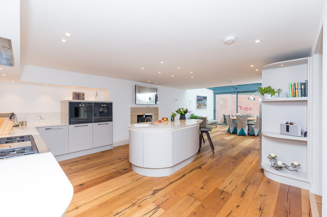 Open plan kitchen with stunning island - Contemporary - Edinburgh - by ...