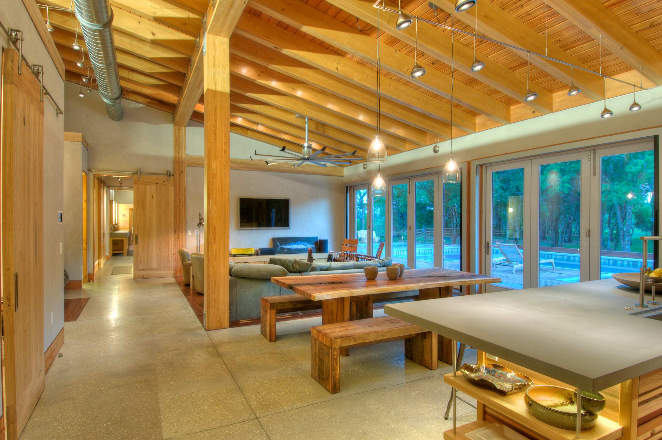 Design Workshop: The Intriguing Effects of Exposed Framing