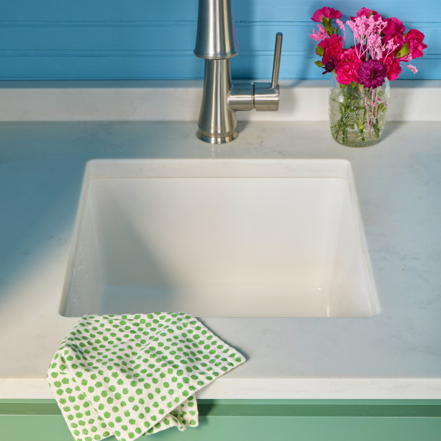 Eden Crisp White Fireclay 18" Single Bowl Undermount Kitchen Sink ...