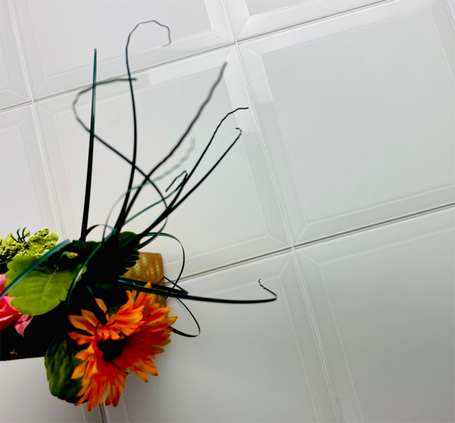 Frosted Elegance 8"x8" Beveled Glass Square Tile,Matte White ...