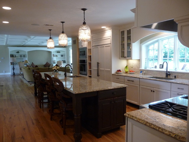 Classic Large Kitchen Design