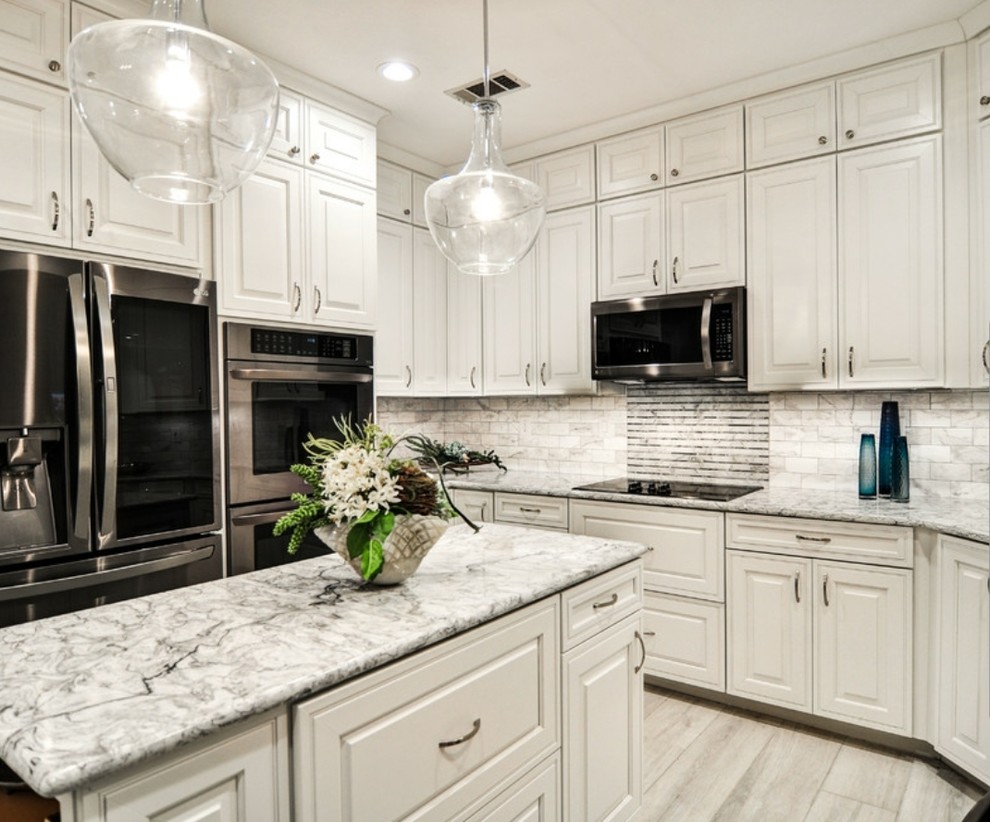 Kitchens with Islands - Craftsman - Kitchen - Dallas - by Aloha Design ...