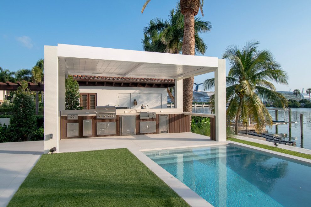 Residential: Luxury Modern Outdoor Kitchen On Star Island ...