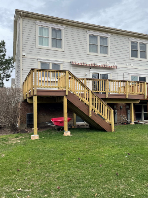 Mahogany TimberTech deck in Palatine, IL - Traditional - Deck - Chicago ...